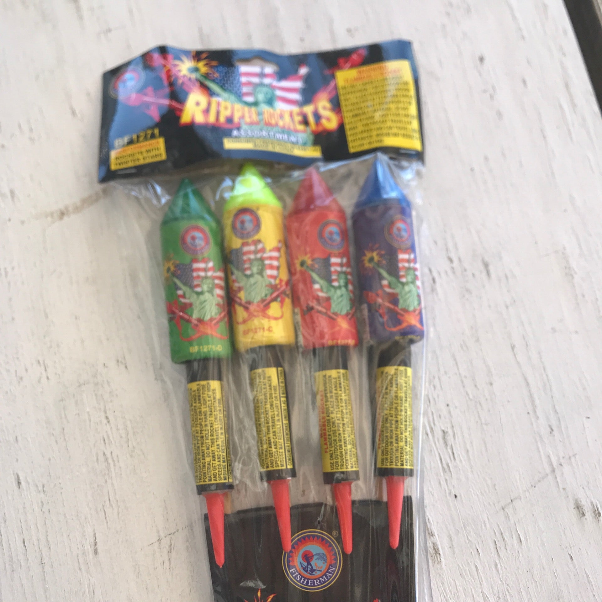 Ripper Rocket | Boomer's Fireworks